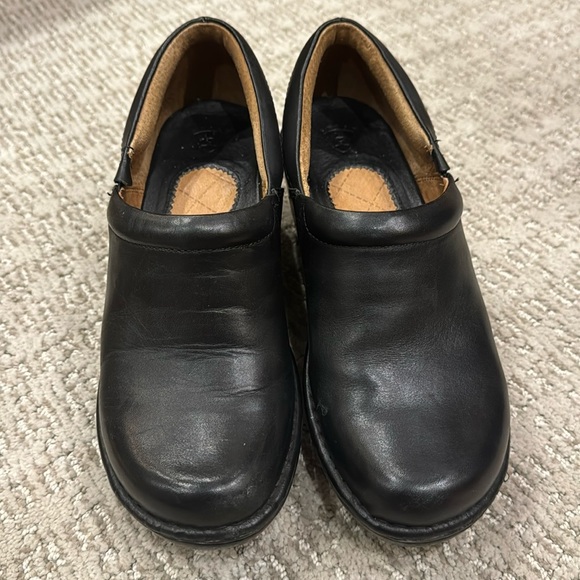 Ariat | Shoes | Ariat Slip On Barn Shoes | Poshmark
